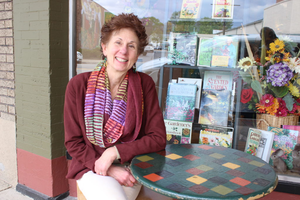 JoBeth Gonzalez inducted into Ohio EdTA Hall of Fame – BG Independent News