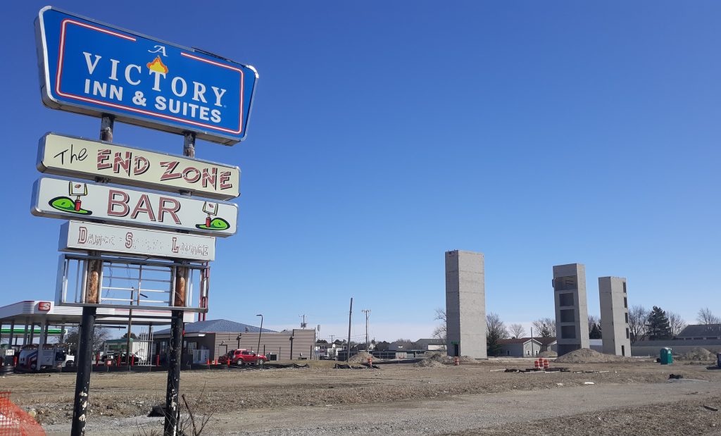 New hotel construction at Victory Inn site grinds to a halt – BG ...