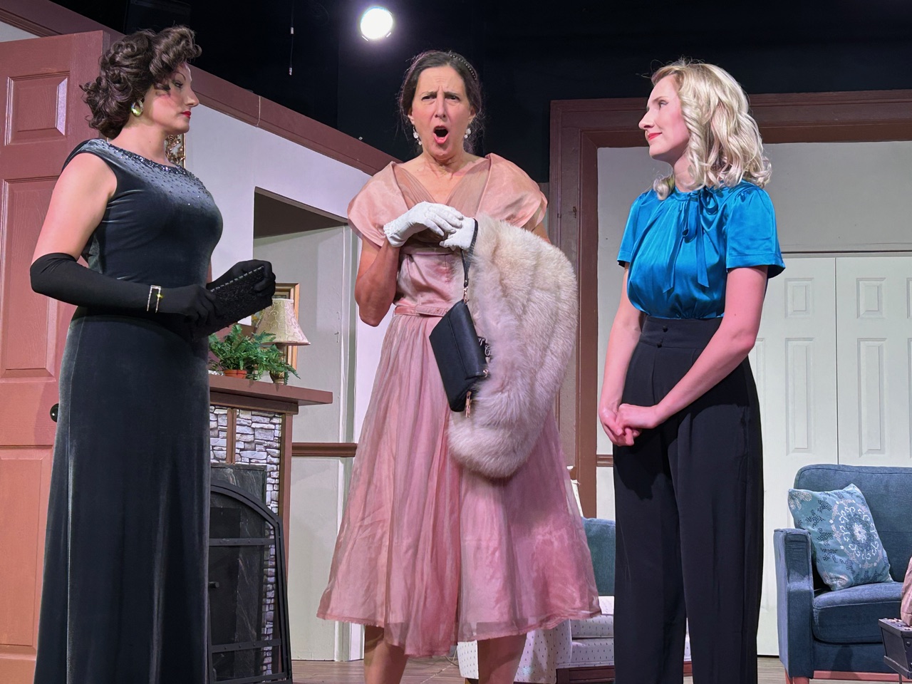 Black Swamp Players stage artful dissection of a ‘Perfect Arrangement ...