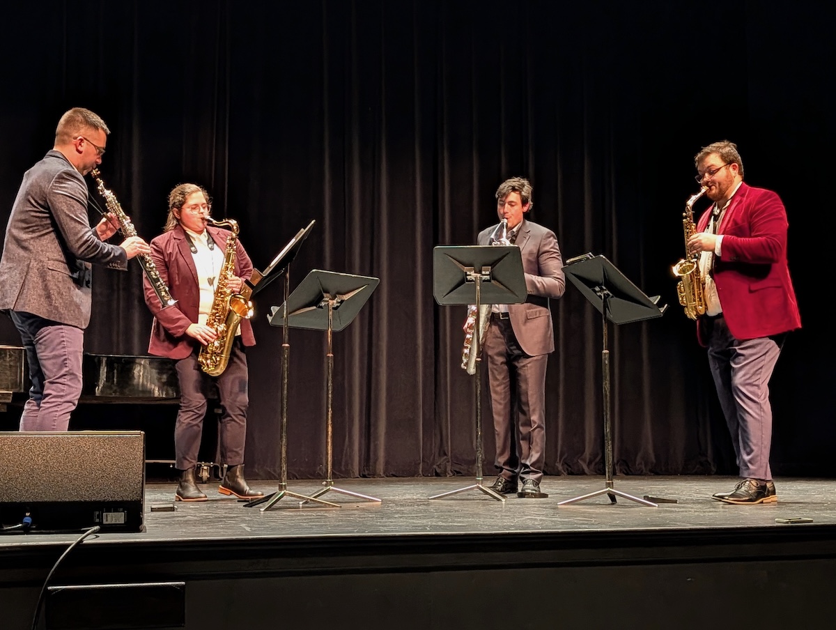 Mixed Media brings brew of saxophones to Howard’s Club H – BG ...